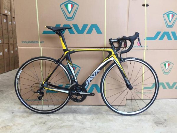 JAVA Feroce Carbon Road Bike 700C | Tech Nuggets