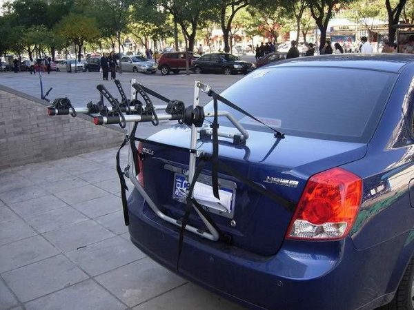 Thule Freeway Bicycle Carrier Rear-Mounted for 3 Bikes | Tech Nuggets